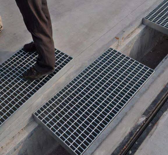 STEEL GRATING – Cedar Engineering Limited
